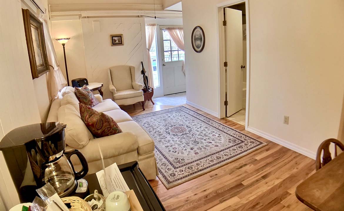 Innkeeper Suite | The Brownstone Inn